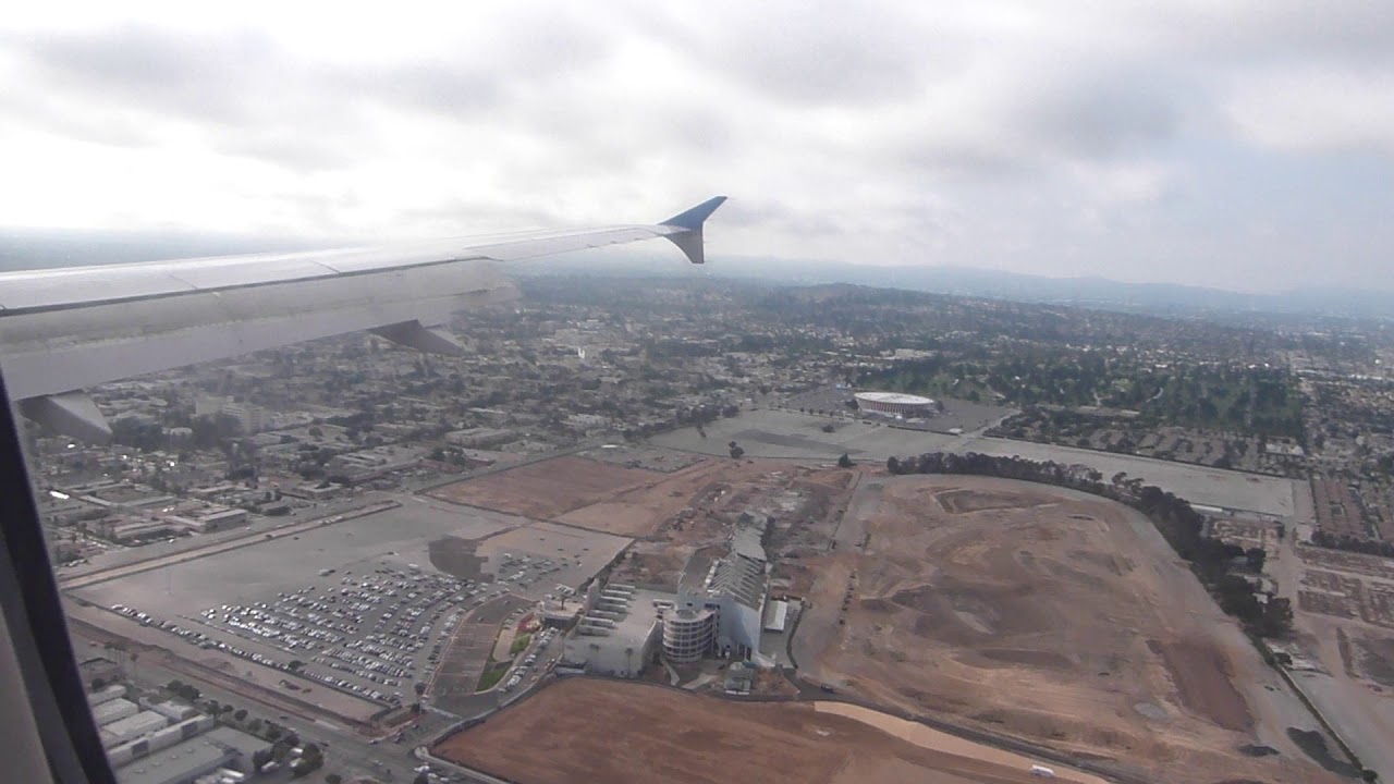Landing in Los Angeles Lax Full HD - YouTube