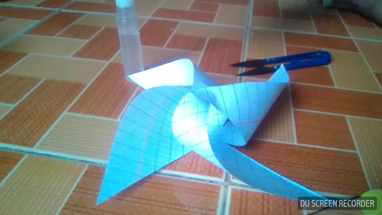 Paper fanning - YouTube