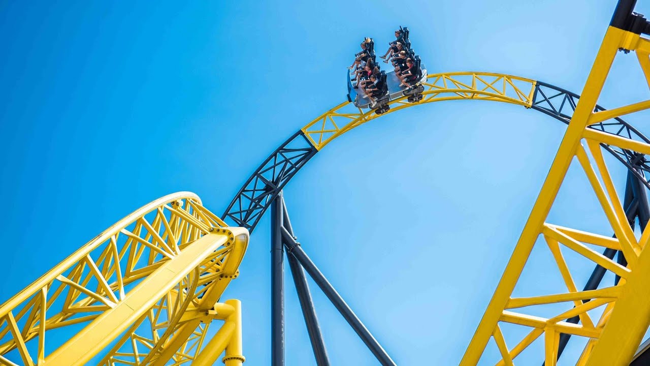 A Real thrill seekers in amusement park Walibi holland - YouTube