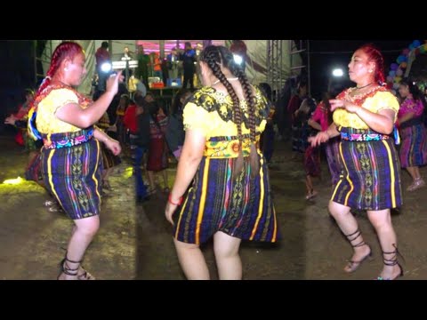 SILVIA BATRES LLEGO TU CANCIÓN FAVORITA MIX SOPA DE CARACOL 🐌 - YouTube