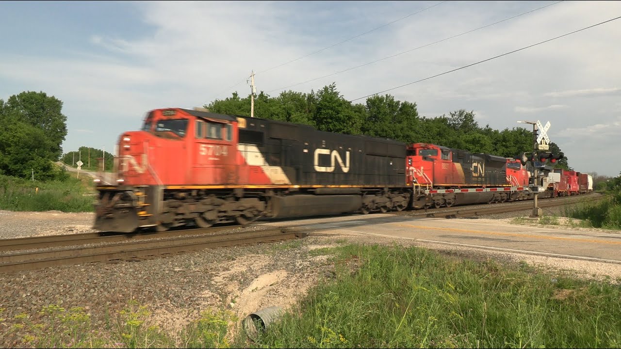 CN Freight Train - Hamilton Road (with Cabooses and a Hi-Rail) - YouTube