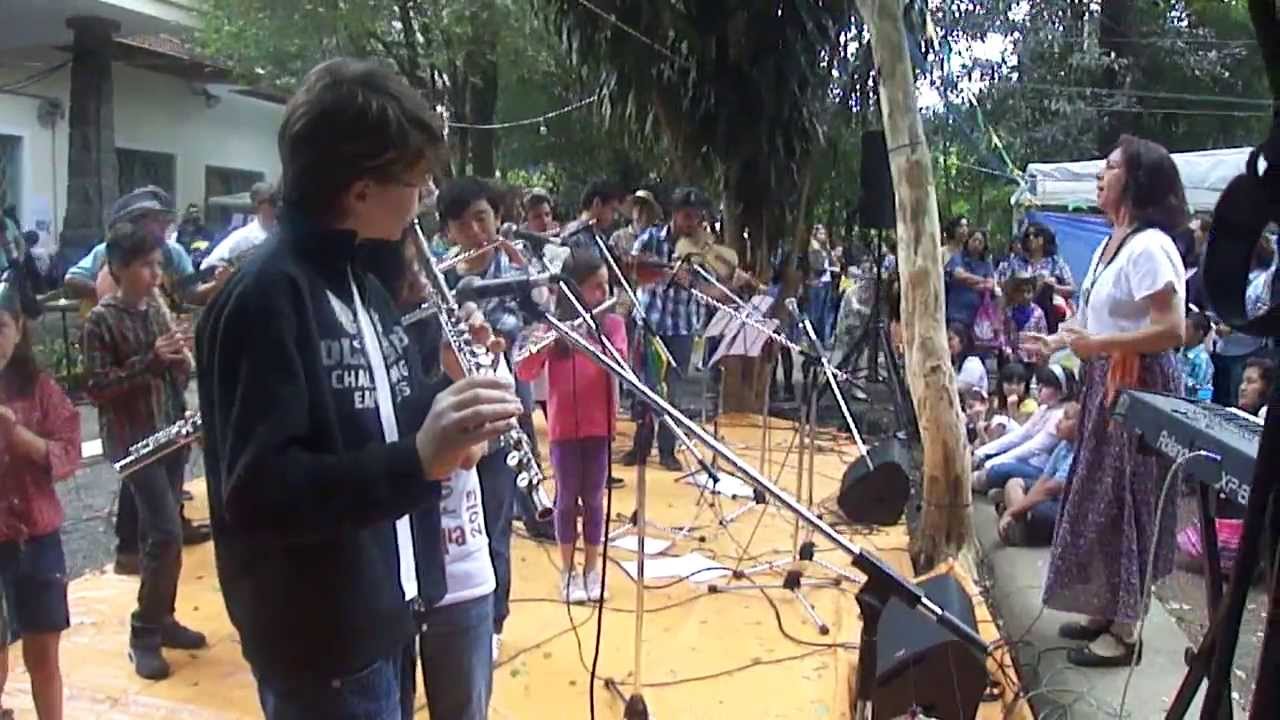 Baião de Pífaros - EMIA - Liliana Bertolini - YouTube