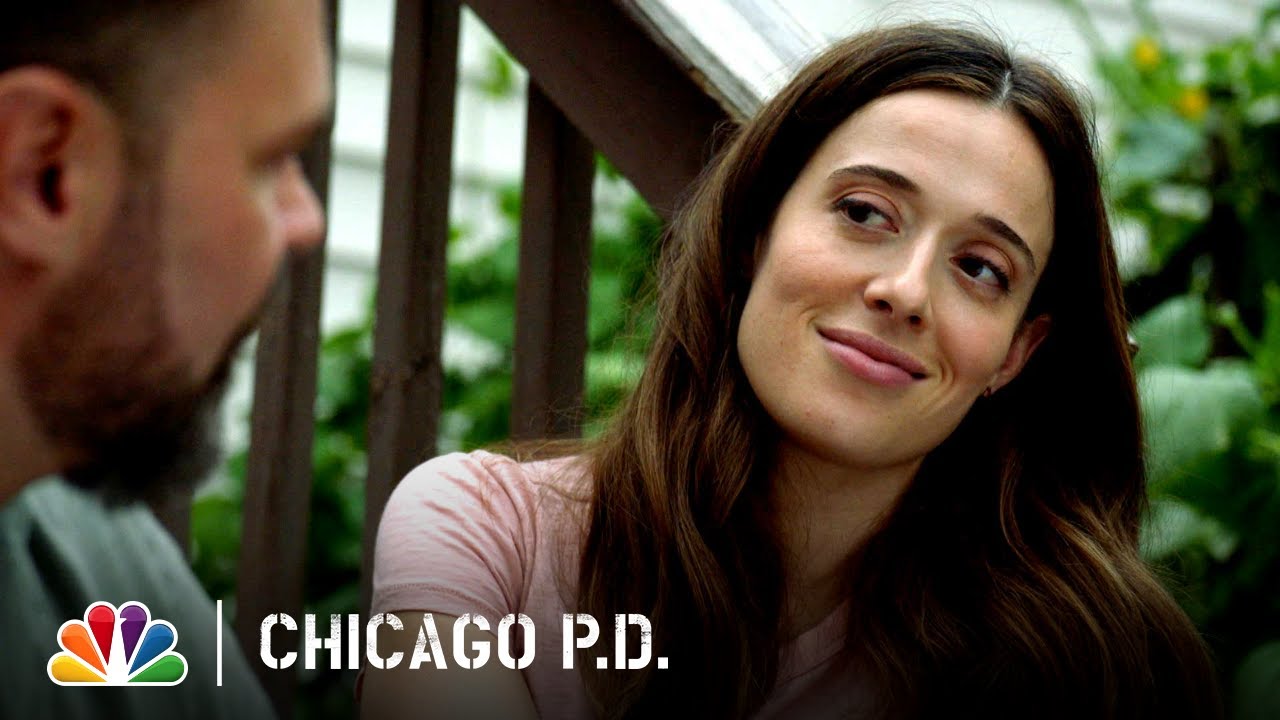 Burgess Decides to Move in with Ruzek | NBC’s Chicago PD - YouTube