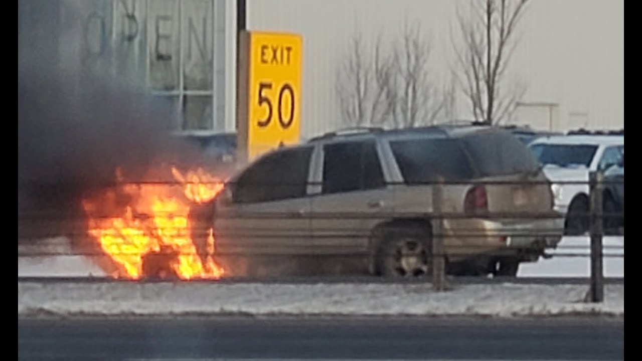 Red Deer Car fire - YouTube