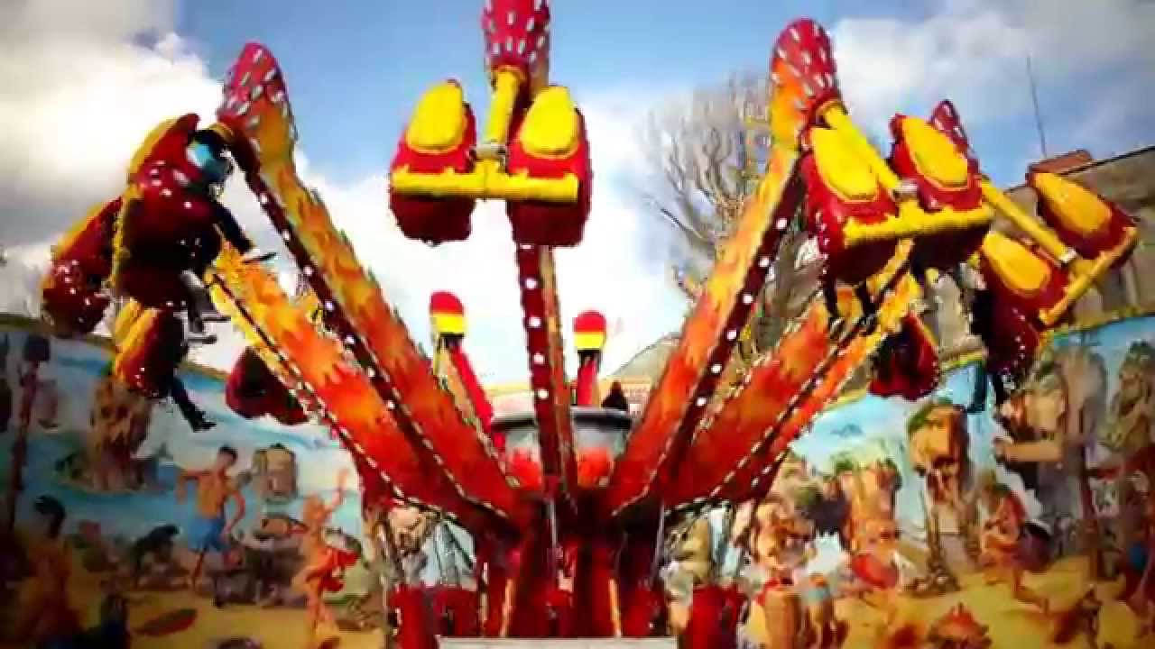 Crazy Carousel Machine for Puking in Europe - YouTube