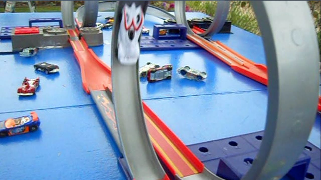 Track Time Speed Racer Loves The Ladies! - YouTube