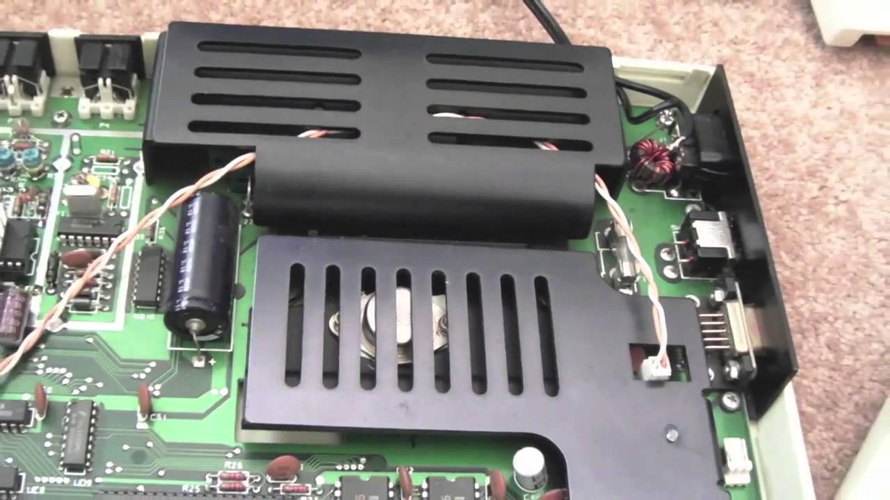 Commodore VIC-20 (VC20) Follow Up (Power Input Mod & Video Tidy) - YouTube