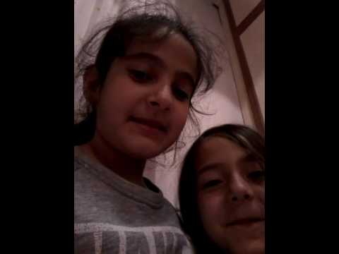 İkizlerin  pijama partisi