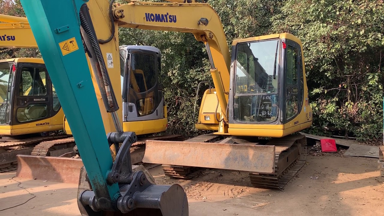 KOMATSU PC60-7 Excavator For Sale/Used KOMATSU PC60 - YouTube