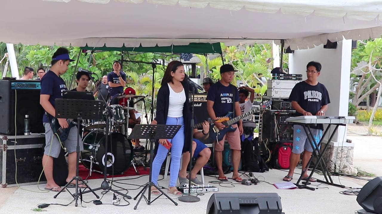 Soundcheck band - YouTube