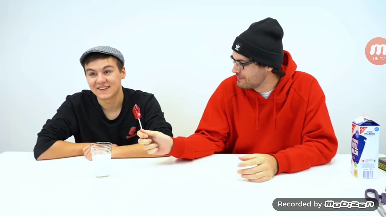 Roman und larss essen den schärfsten lolo der wellt eskaliert - YouTube