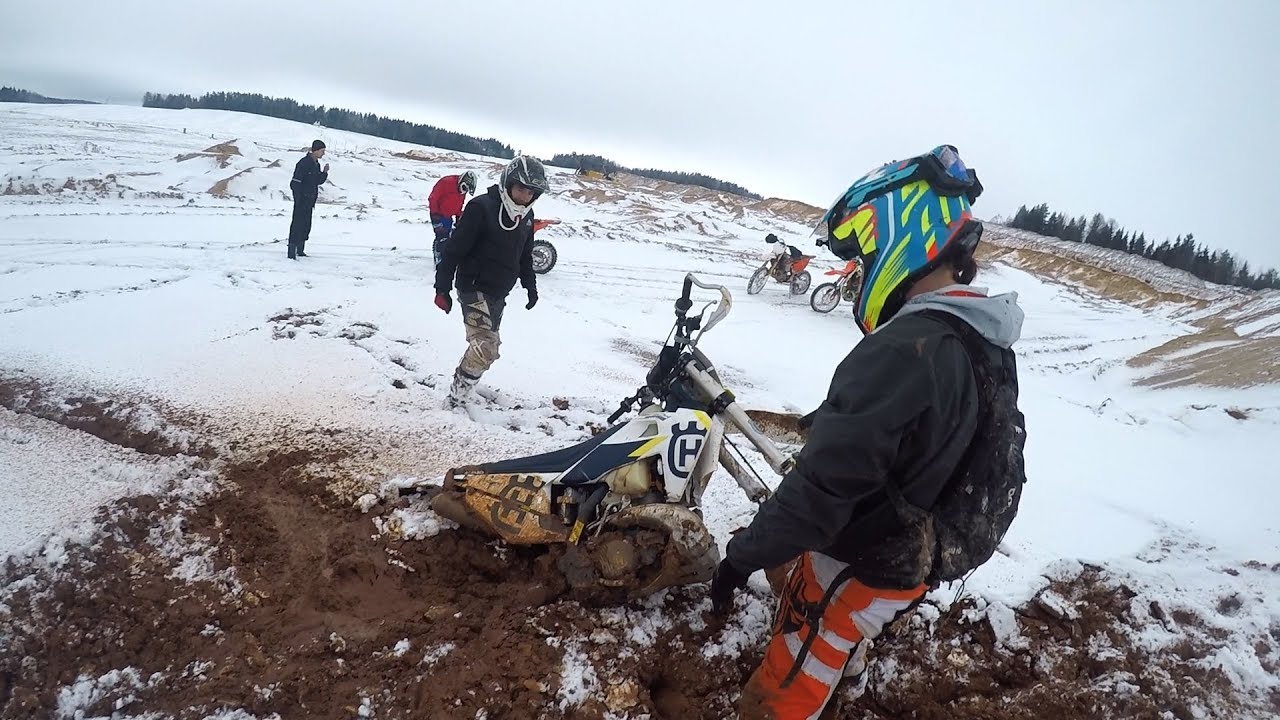 Icy Quarry + Snow + Dirtbikes = Surprise! 😱 - YouTube