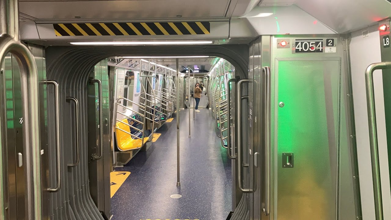 R211T G train Ride - YouTube