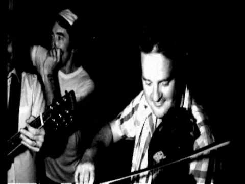 The Wilson Pickers - Shake It Down - YouTube
