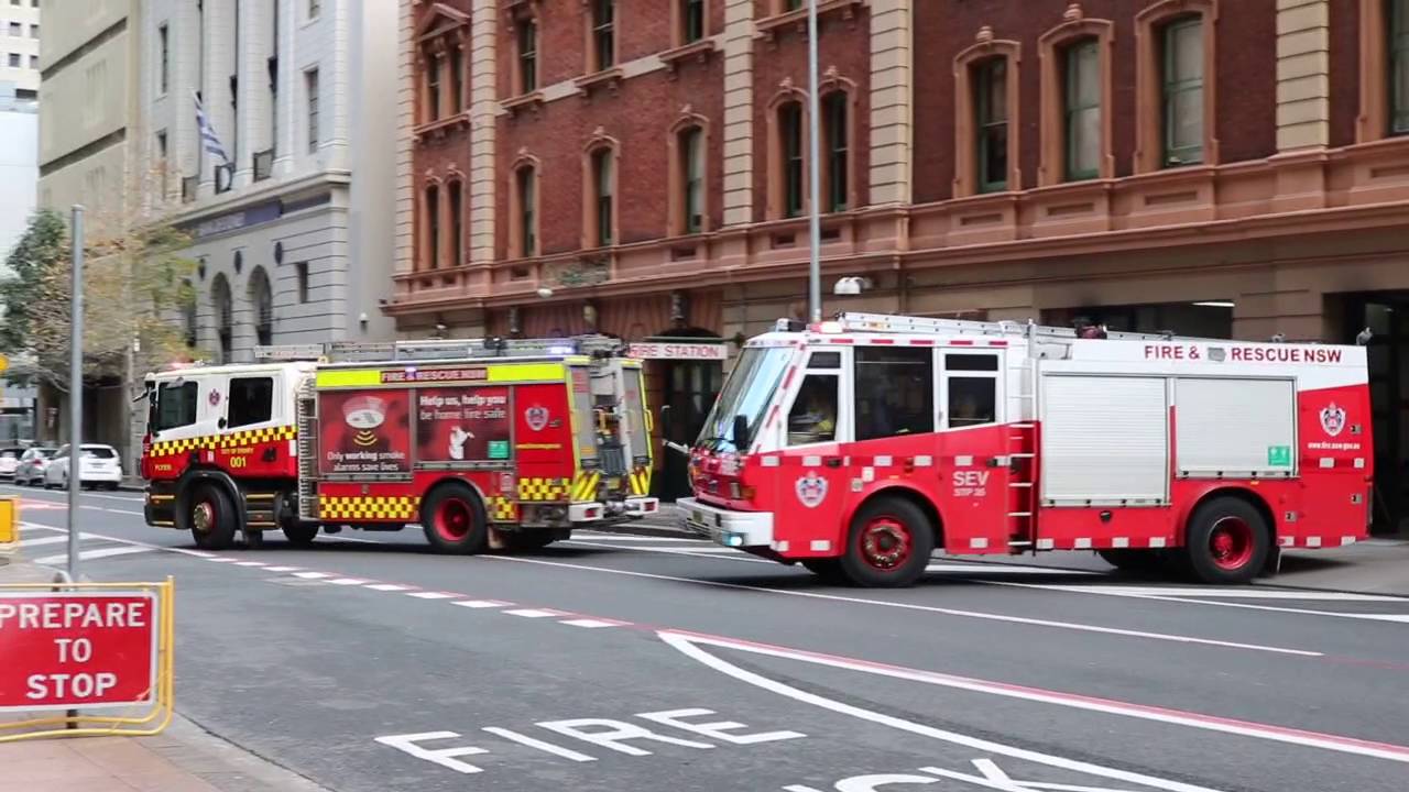 FRNSW - Flyer 1 and Runner 1 (SEV) responding - YouTube