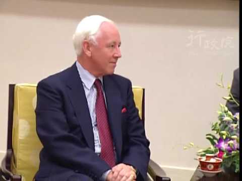 1994年07月22日連戰院長接見英國牛津大學副校長Dr. Peter North - YouTube