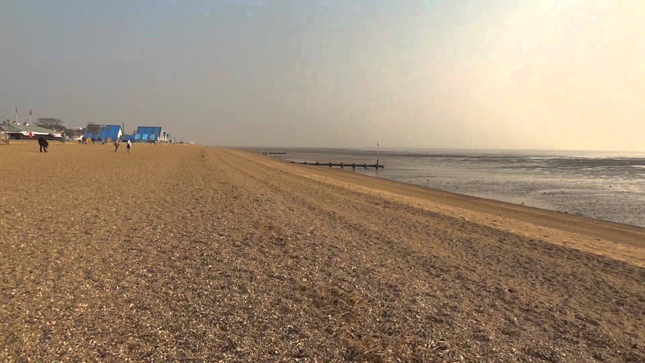 Southend City Beach, Essex - YouTube