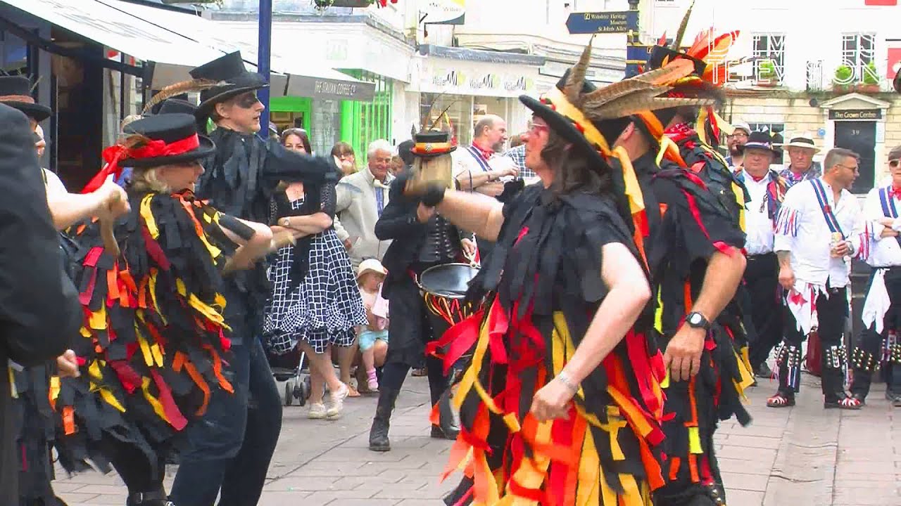 "Black Powder Morris" performing in Devizes - YouTube