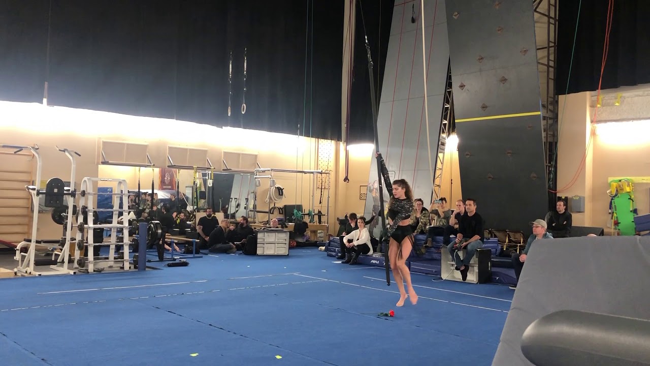 Ellariya aerial pole - YouTube