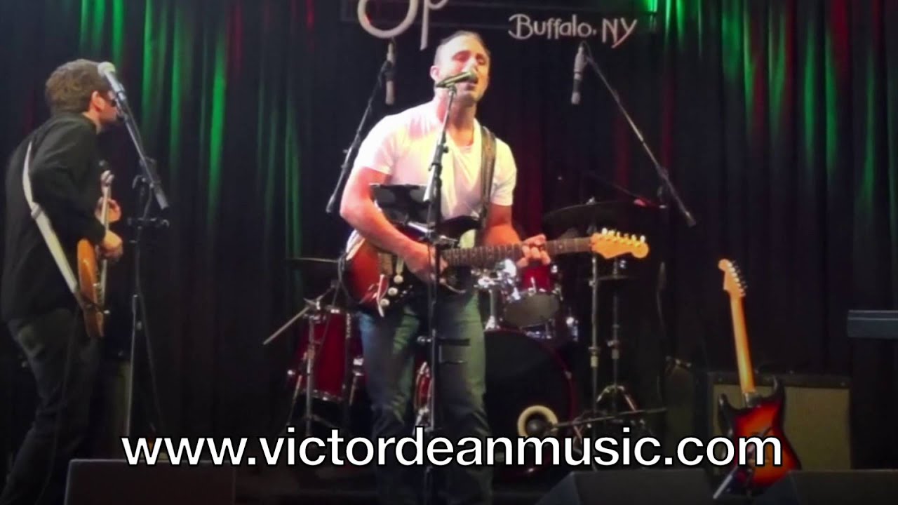 Victor Dean | Live - YouTube