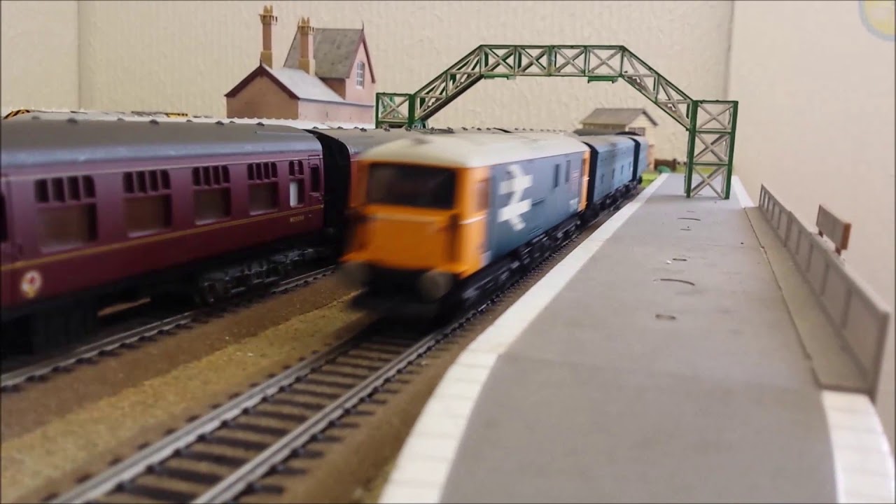 LIMA 205169 BR Class 73 DieselElectric Loco Broadlands No 73142 BR Blue ...