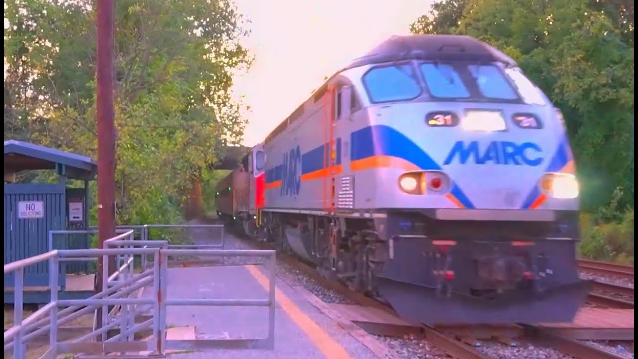 Catching A MARC Train With MARC (EMD GP40WH-2) Trailing At St. Denis ...