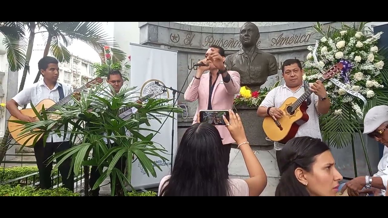 Naila - Fernando Vargas - YouTube