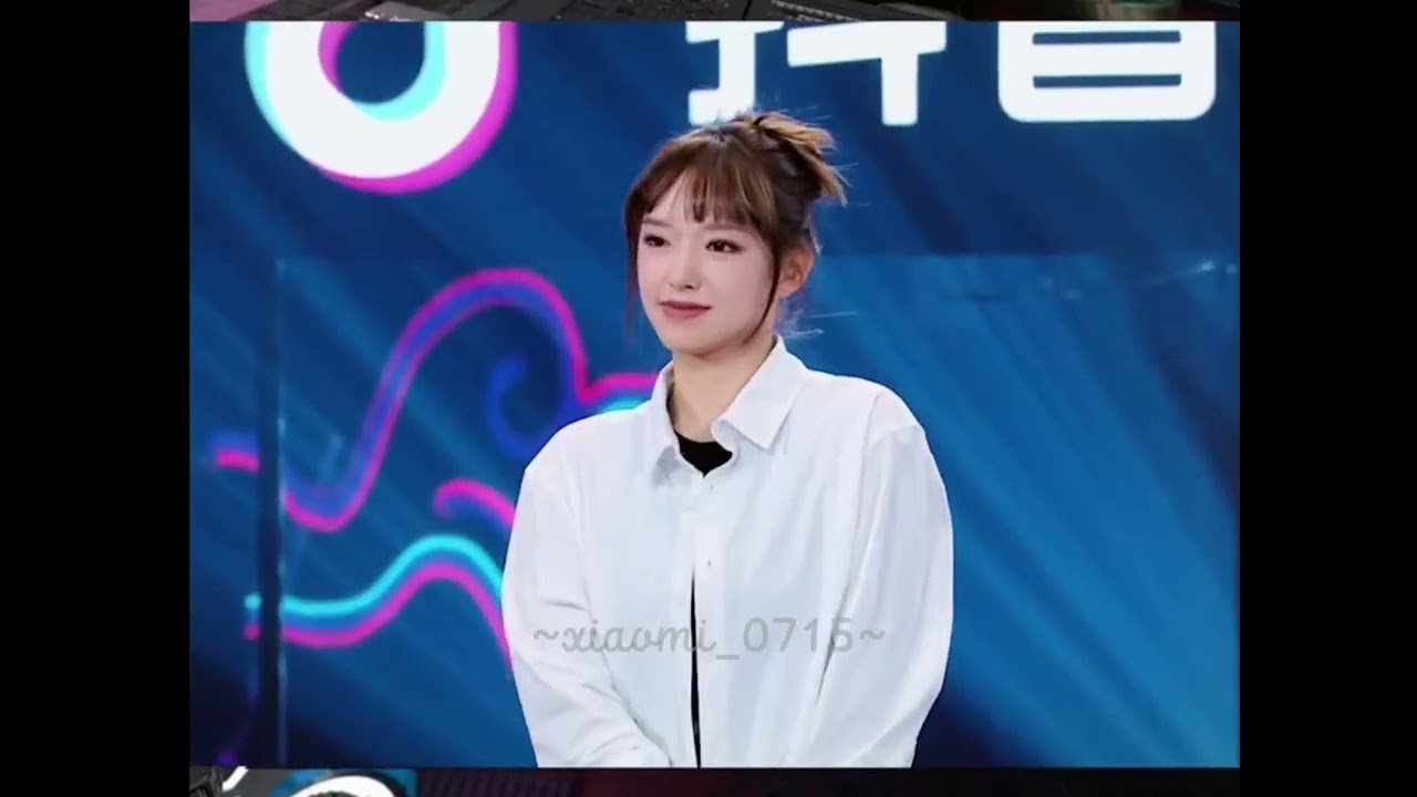 {Rough English Subs} Cheng Xiao Preview on Masked Dancing King - YouTube