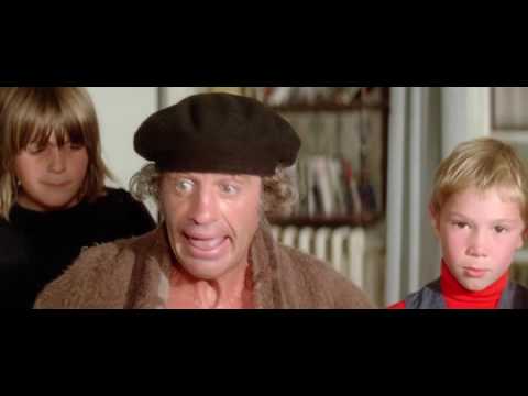 L'animal 1977 (Чудовище). Соцработники..