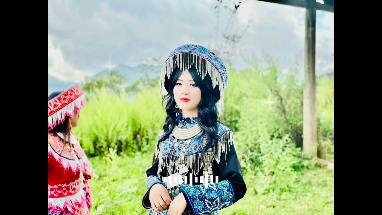 Ncaim niam ncaim txiv mus ua neej nyob kev đeb. Nkauj ntxawm - YouTube