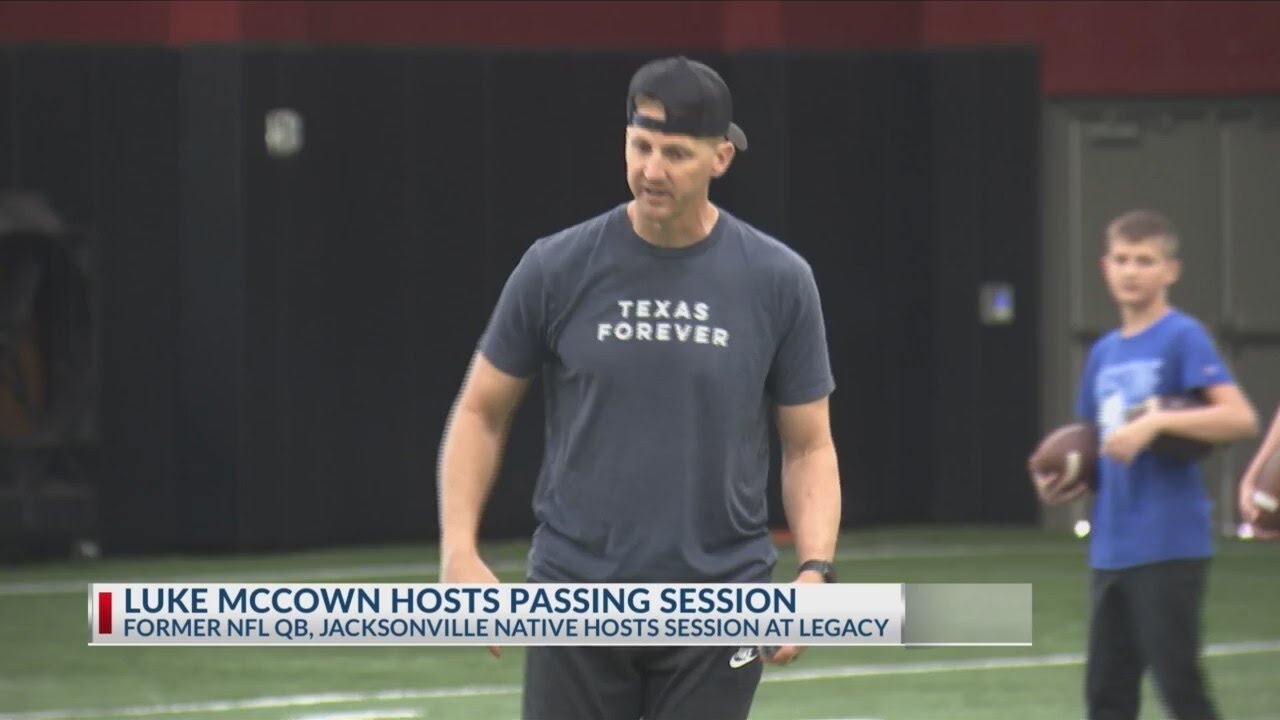 Former NFL QB, Jacksonville native Luke McCown hosts passing clinic in ...