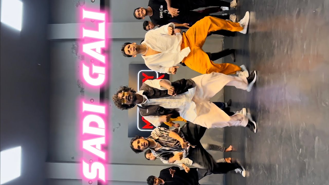 Sadi Gali | Mystery Dance Guy’s | Ravi Sahani Choreography - YouTube