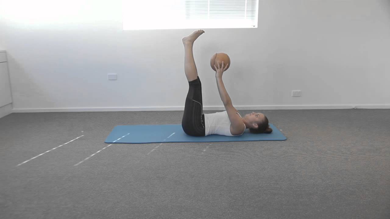 Medicine Ball Pike up - YouTube