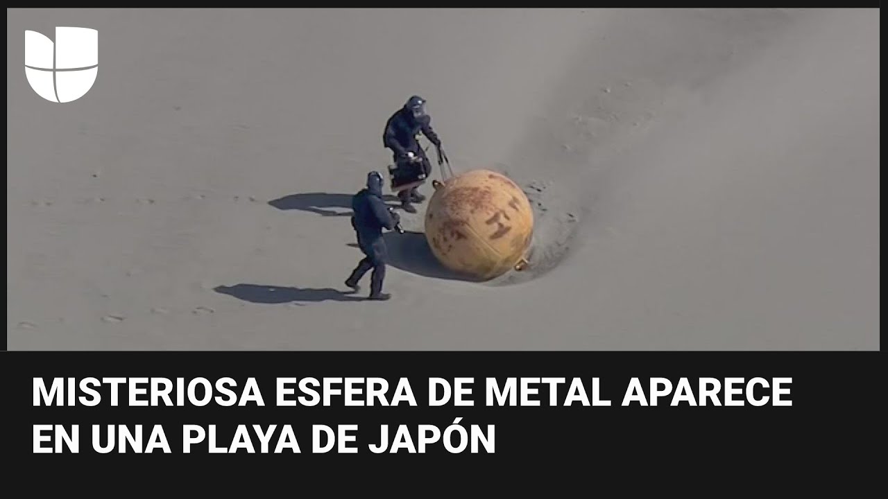 Una enorme esfera de metal aparece en una playa de Japón: aseguran que ...