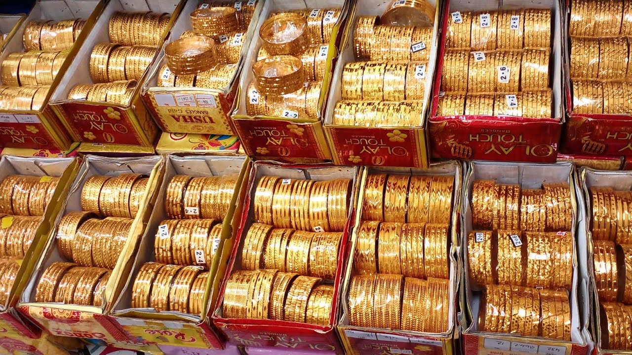 dome dome dam komche chittigold er churi - YouTube