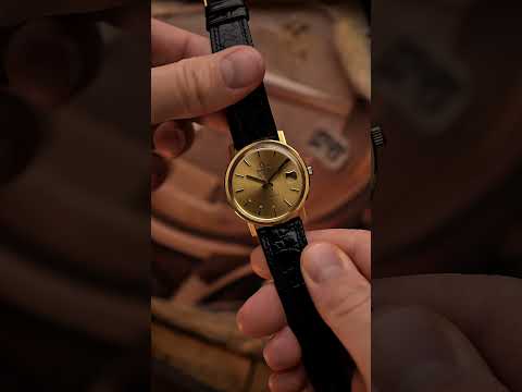 Omega Constellation 168019 from 1968 in 35mm 18k yellow gold. Happy new year everyone!