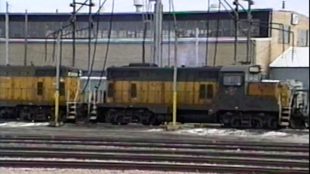 1992_02_07 CNW Marshalltown IA engine facility - YouTube