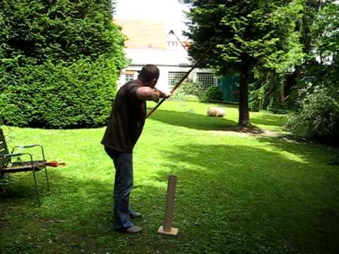 Mit dem Stegmeyer Langbogen im Garten - YouTube