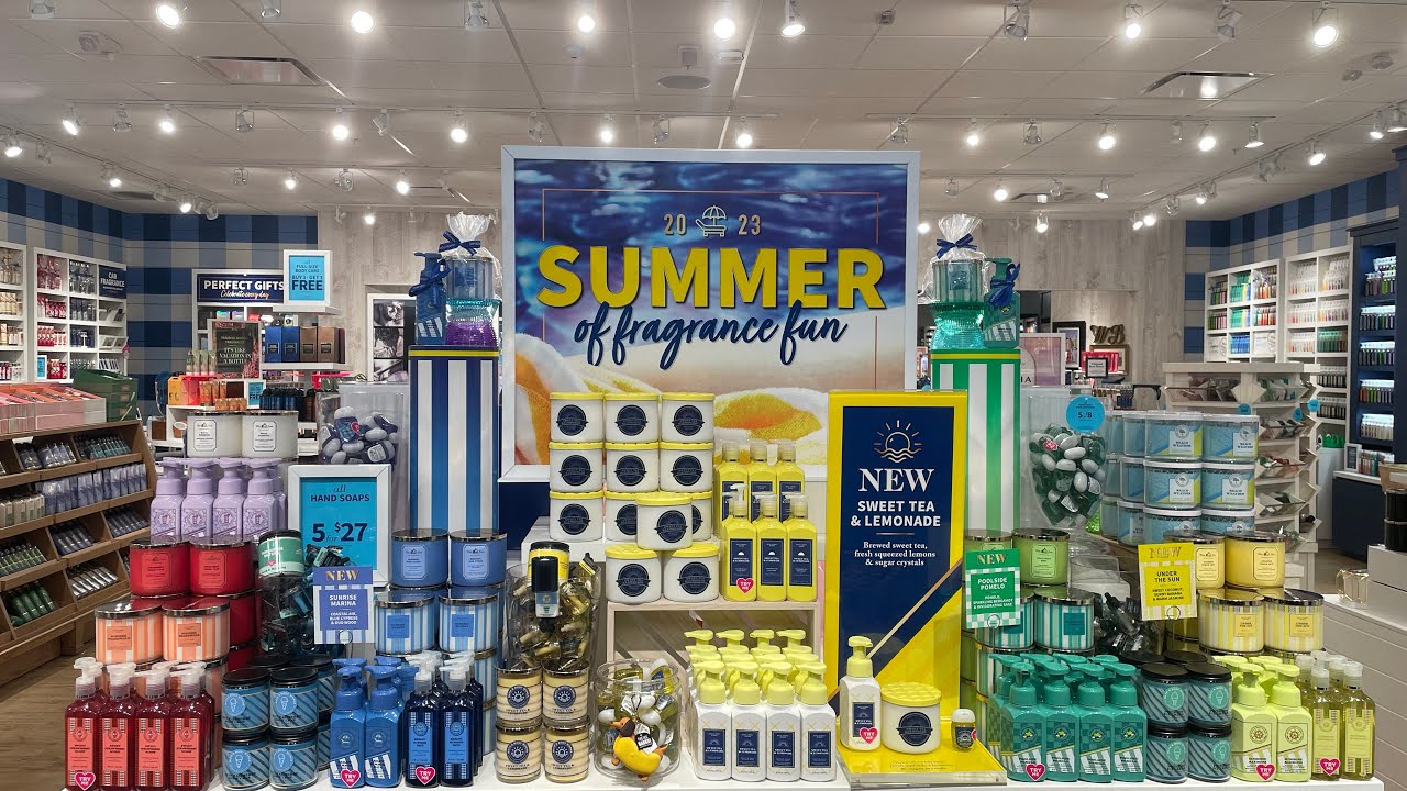 *NEW SUMMER 1 FLOOR SET* BATH & BODY WORKS STORE WALK THRU // SO MANY ...