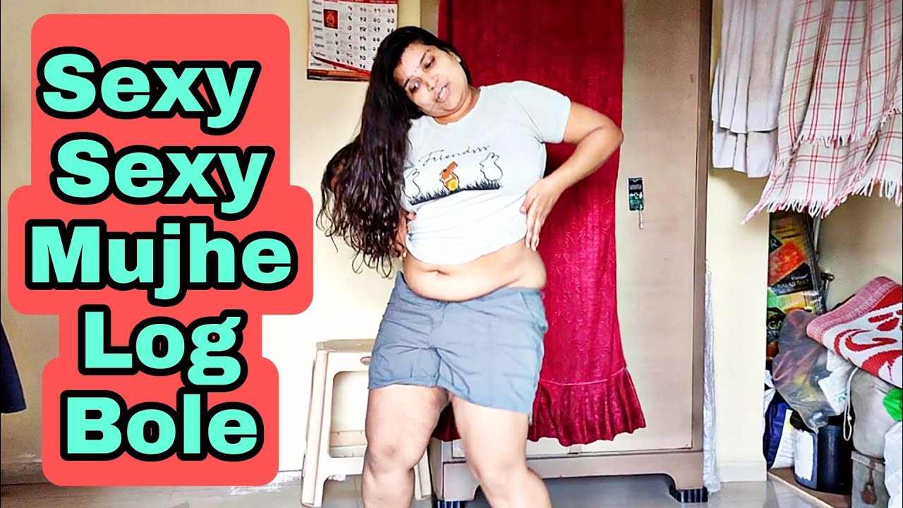Sexy Sexy Mujhe Log Bole Karishma Kapoor 90s Bollywood Songs Youtube 9706