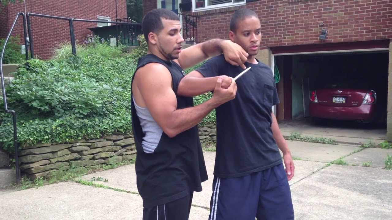 Self Defense: Knife Mugging Escape Part 2 - YouTube