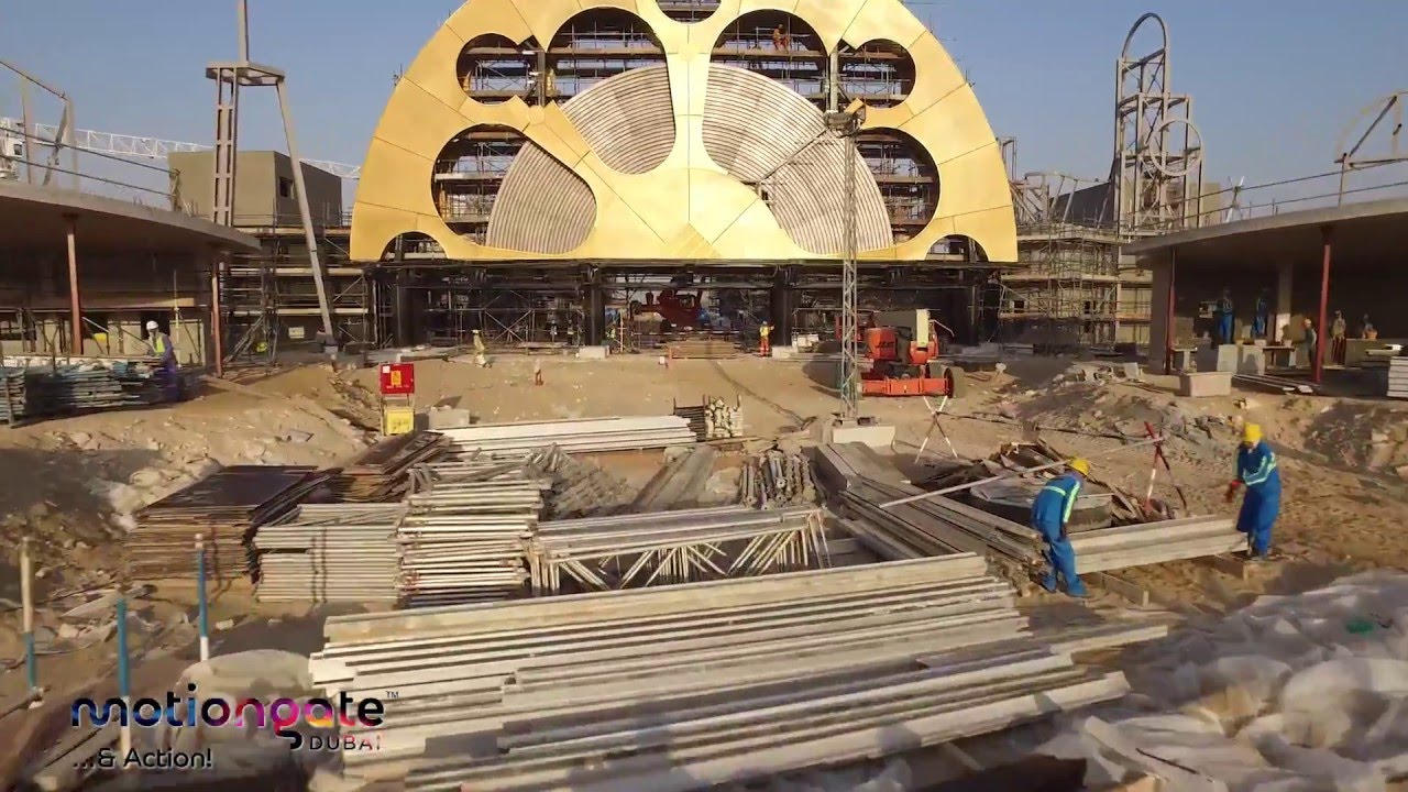 Go behind the scenes of motiongate™ Dubai - YouTube