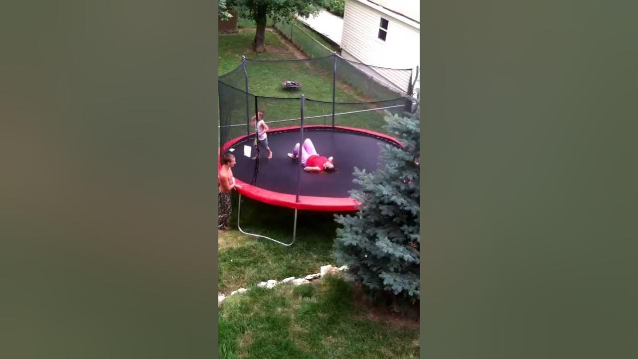 mom-jumping-on-trampoline-can-t-control-bladder-youtube