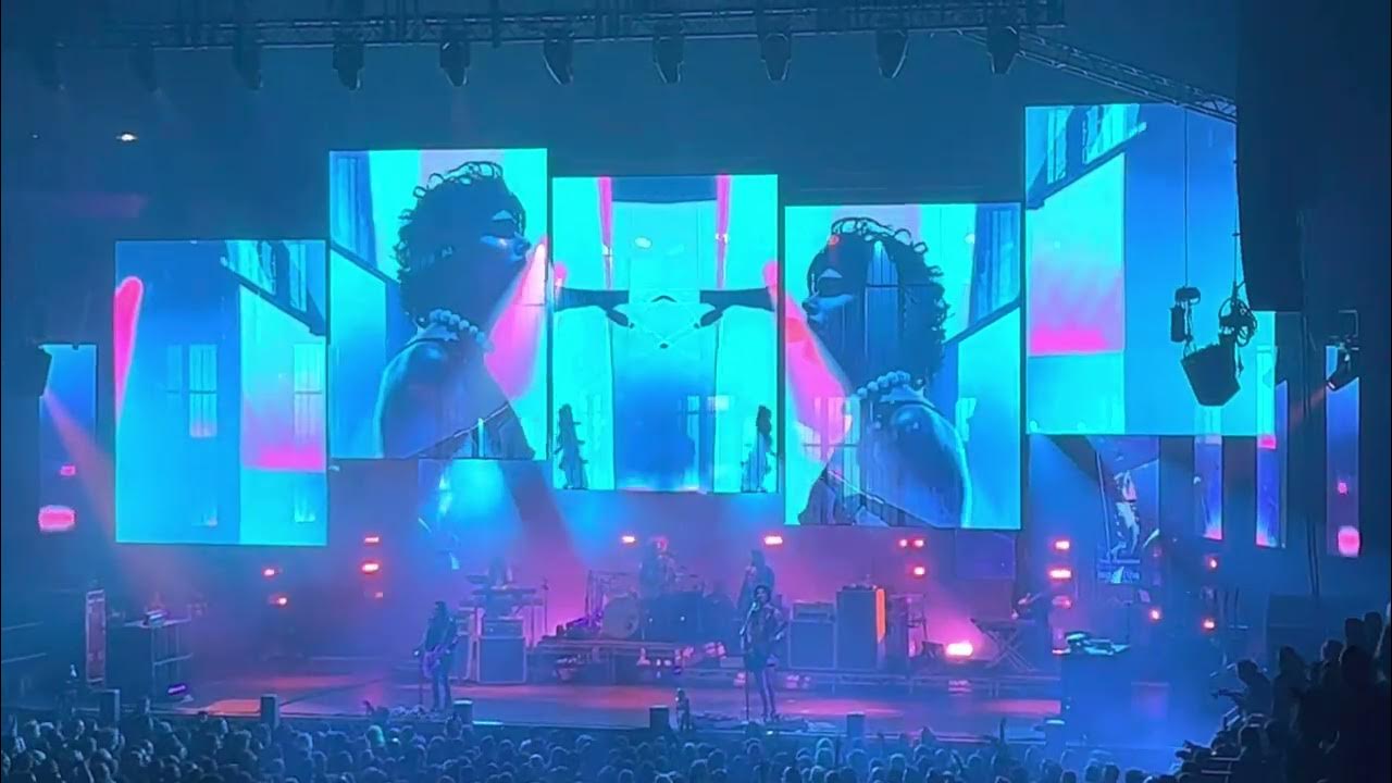 Placebo - Shout (Tears for Fears cover) (Live at O2 Universum, Prague) - YouTube