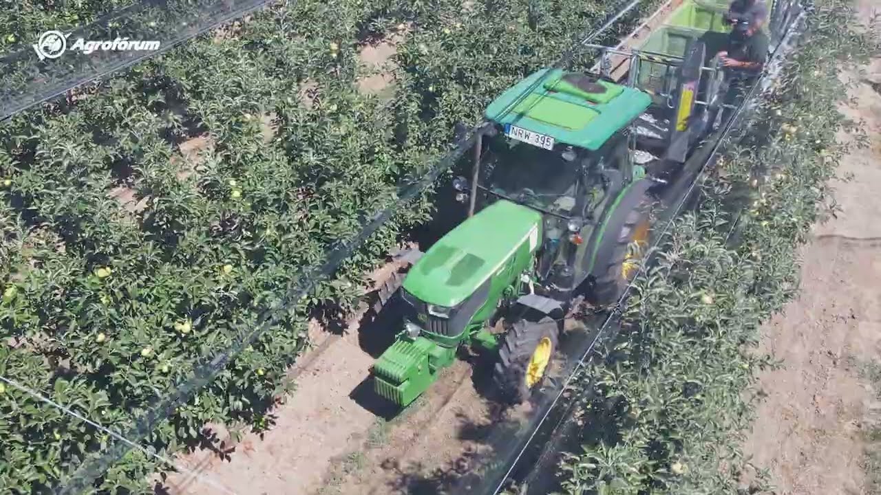 Távvezérelt traktor, almaszedő platform, jégháló és permetezőgép ...
