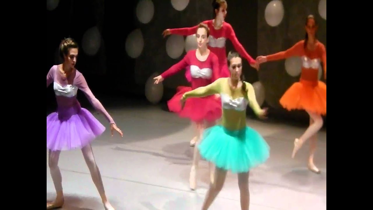 Gala - In the middle somewhat elevated - Thom Willems. - YouTube