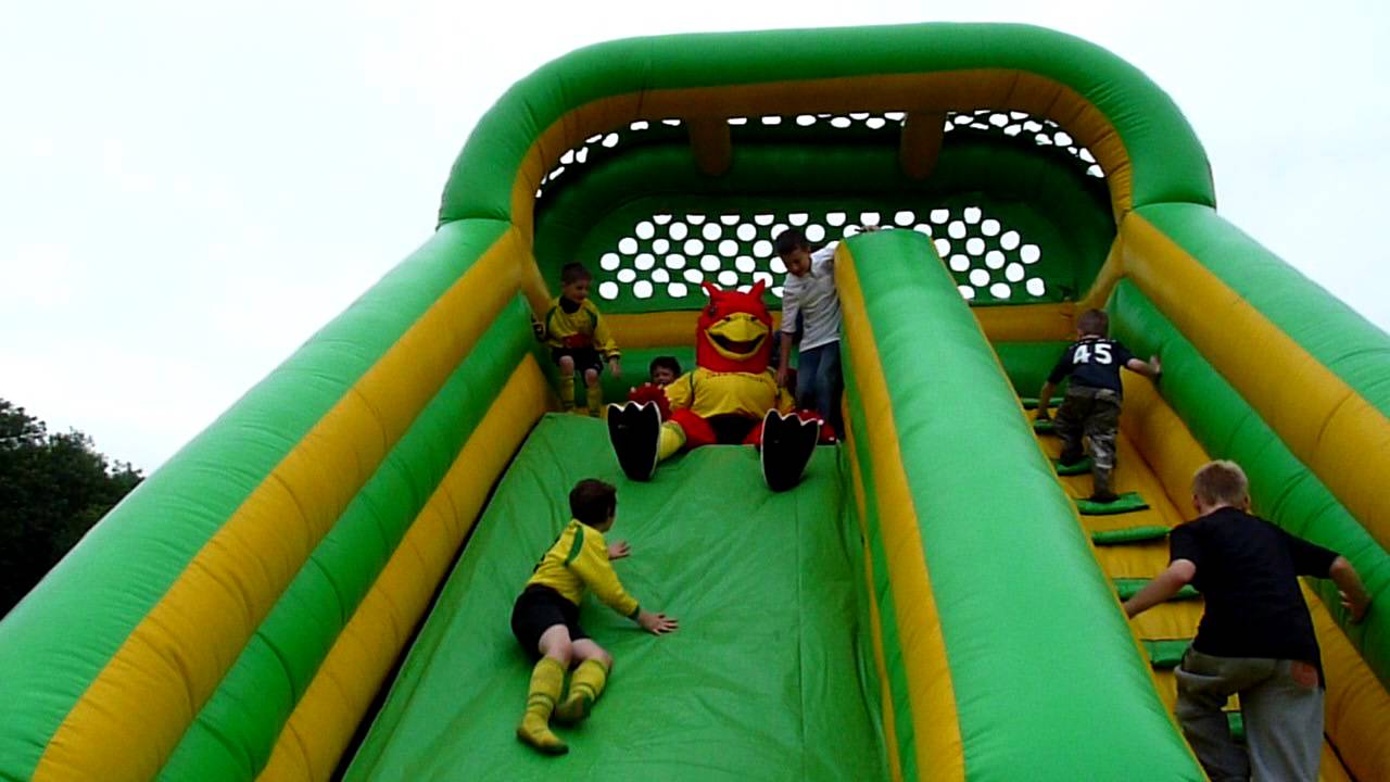 Chaddy the Griffin - Chadderton Park FC - Club mascot - Griff - Chaddy ...