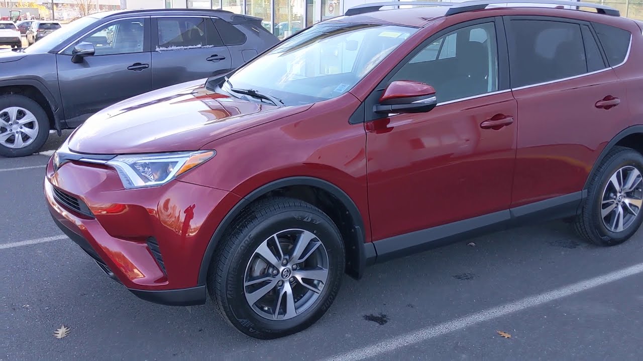 2018 RAV4 LE AWD - YouTube