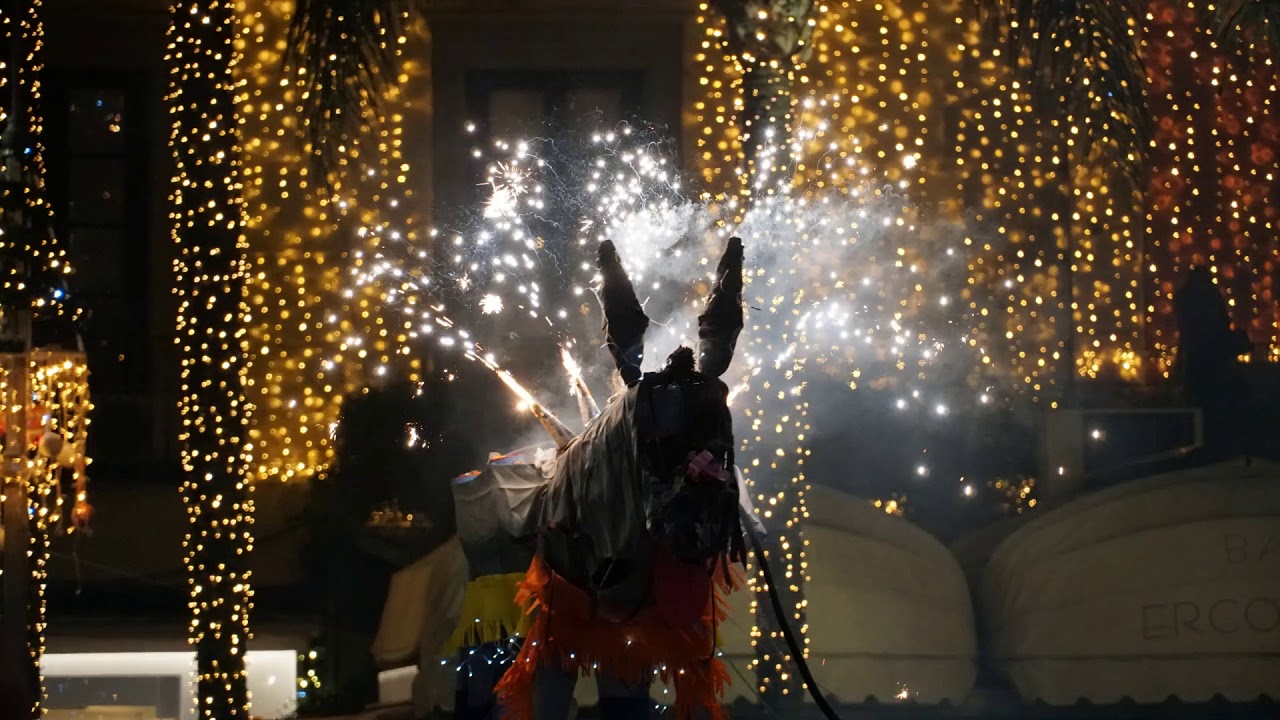 Ciuccio di fuoco ("Flaming Donkey")--Sorrento, Italy 2020--New Year's ...