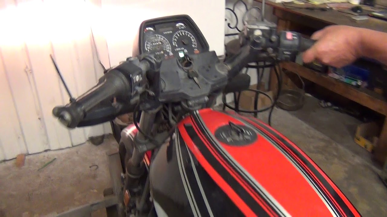 85 GS700E Engine running #1142 - YouTube